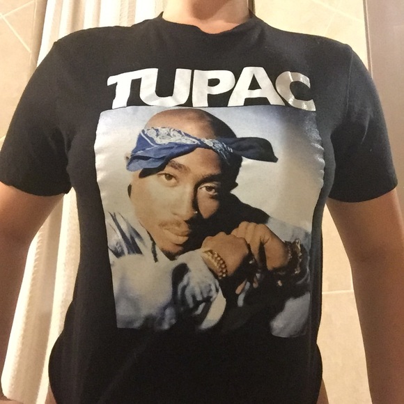 Garage | Tops | Black Tupac Tshirt | Poshmark